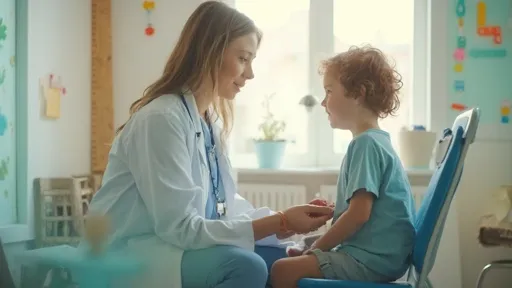 Early Signs of Autism in Newborns: Understanding and Support Strategies